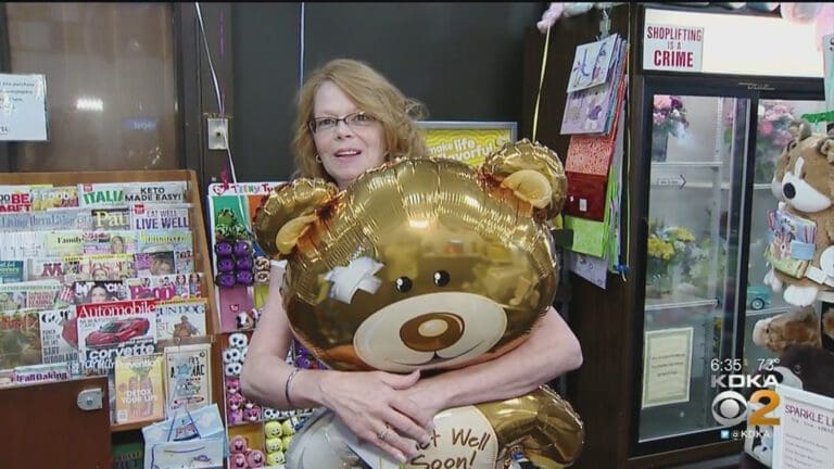 ‘The Balloon Lady’ Lifts Spirits For Jefferson Hospital’s Change For ...